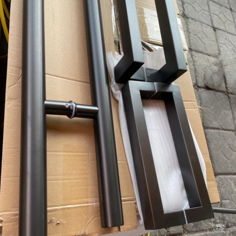 Bespoke Push And Pull Door Hardware