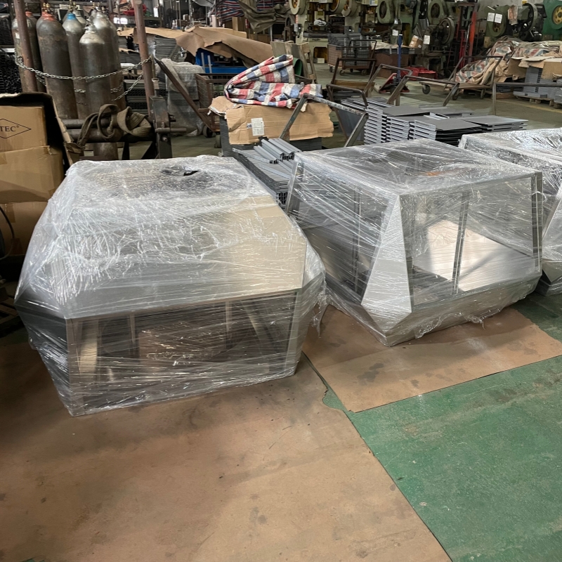 Restaurant Bespoke SS TV Bulkhead